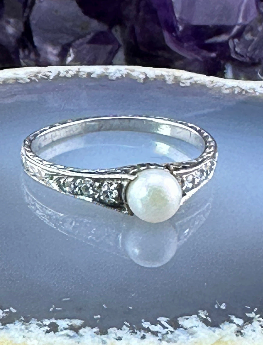 Antique Art Deco Platinum, Diamond & Pearl Ring – The Lovelie Jewels